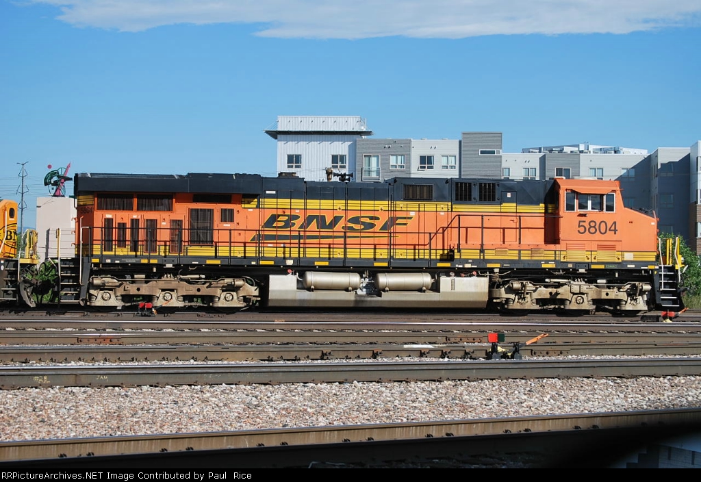BNSF 5804